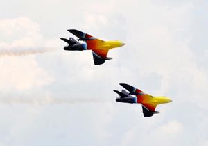 Jet motorlu model uçak festivali başladı